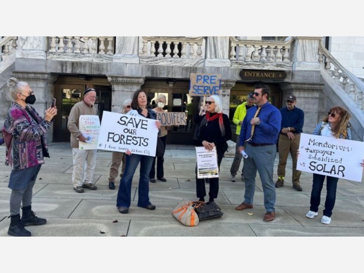 Protesters Want Limits On Large Solar Projects | Franklin Observer