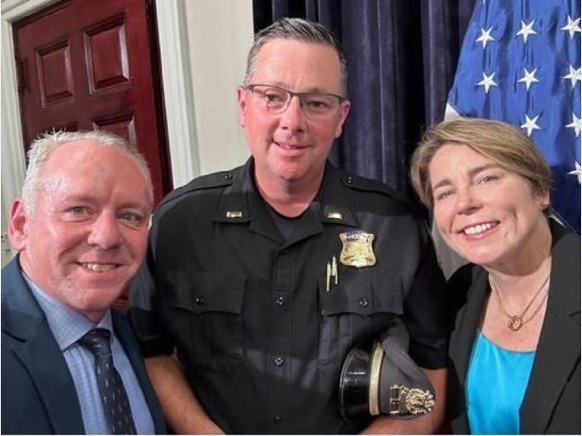 Gov. Signs Sexting, Revenge Porn Bill with Franklin Roots | Franklin ...